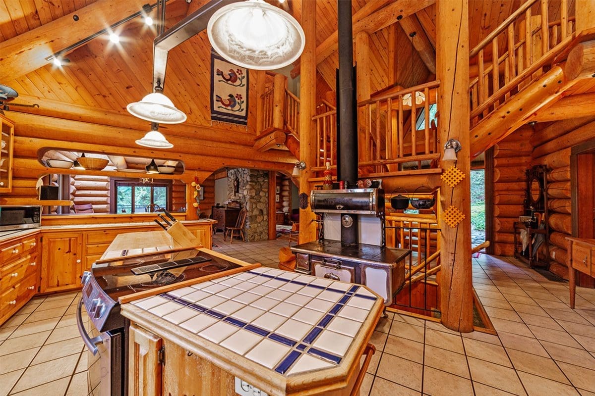 Log Home Galleries | Artisan Custom Log Homes