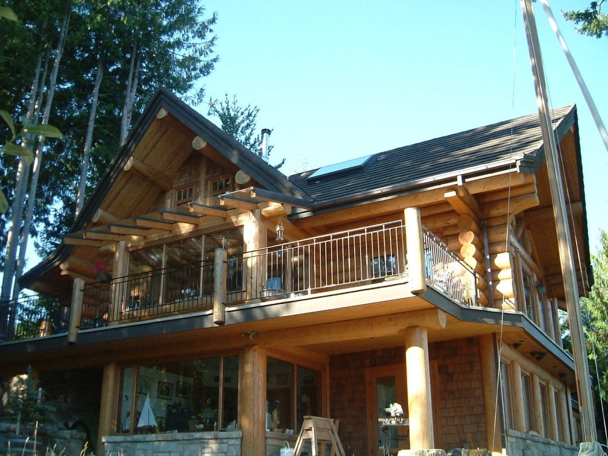 Saltspring Full Scribe Log Home - Artisan Custom Log Homes