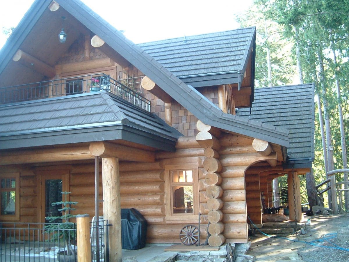 Saltspring Full Scribe Log Home - Artisan Custom Log Homes