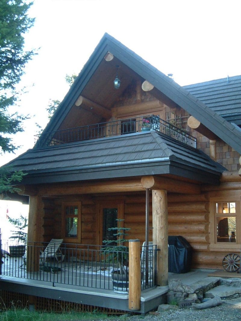 Saltspring Full Scribe Log Home - Artisan Custom Log Homes