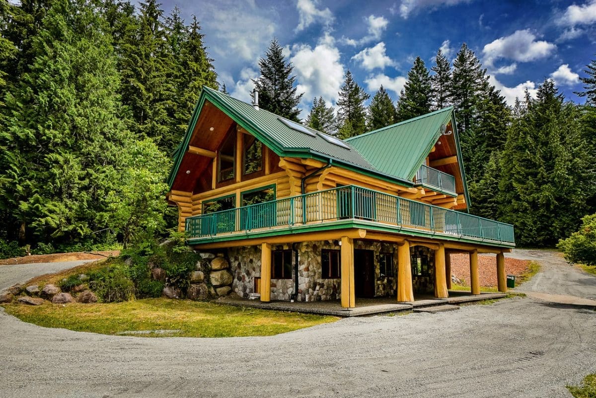 Custom Full Scribe Home with View | Artisan Custom Log Homes
