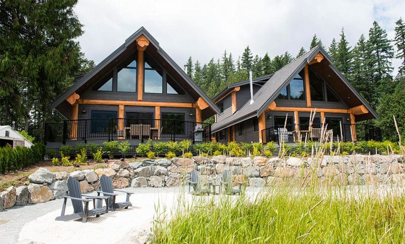 Handcrafted Canadian Log Home Builders | Artisan Log Homes