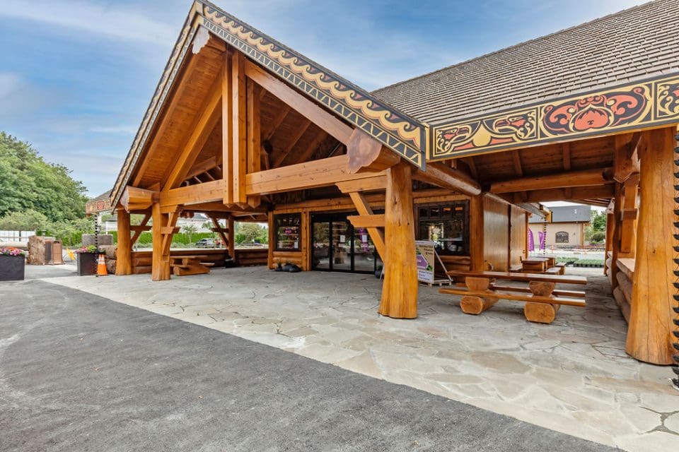 Lavender Lane Post and Beam - Handcrafted Canadian Log Home Builders