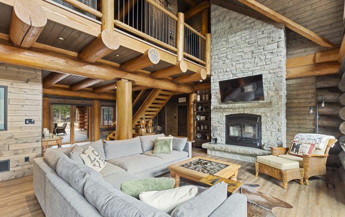 Full Scribe Log Home Gallery | Artisan Custom Log Homes